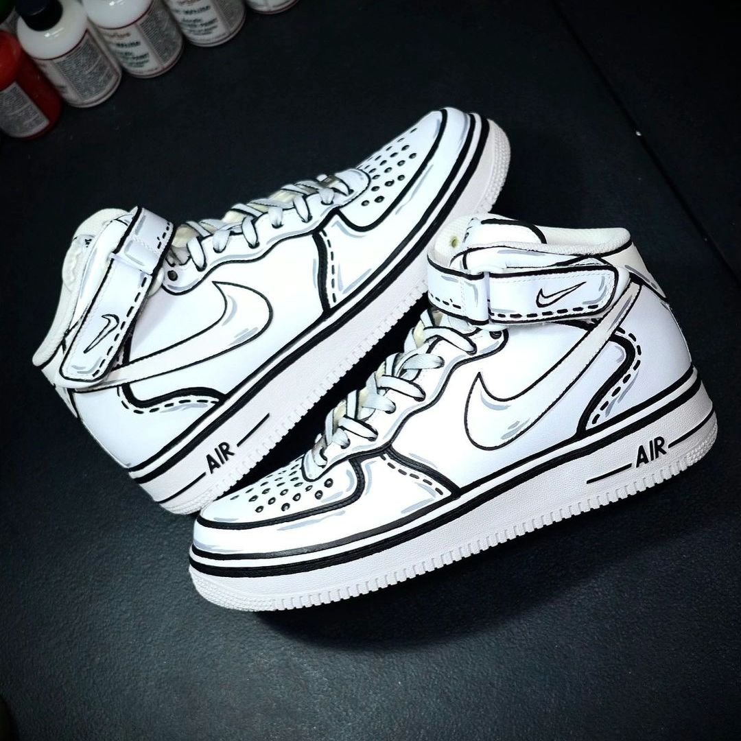 Black Outline Custom Air Force 1 – SHECUSTOMIZE