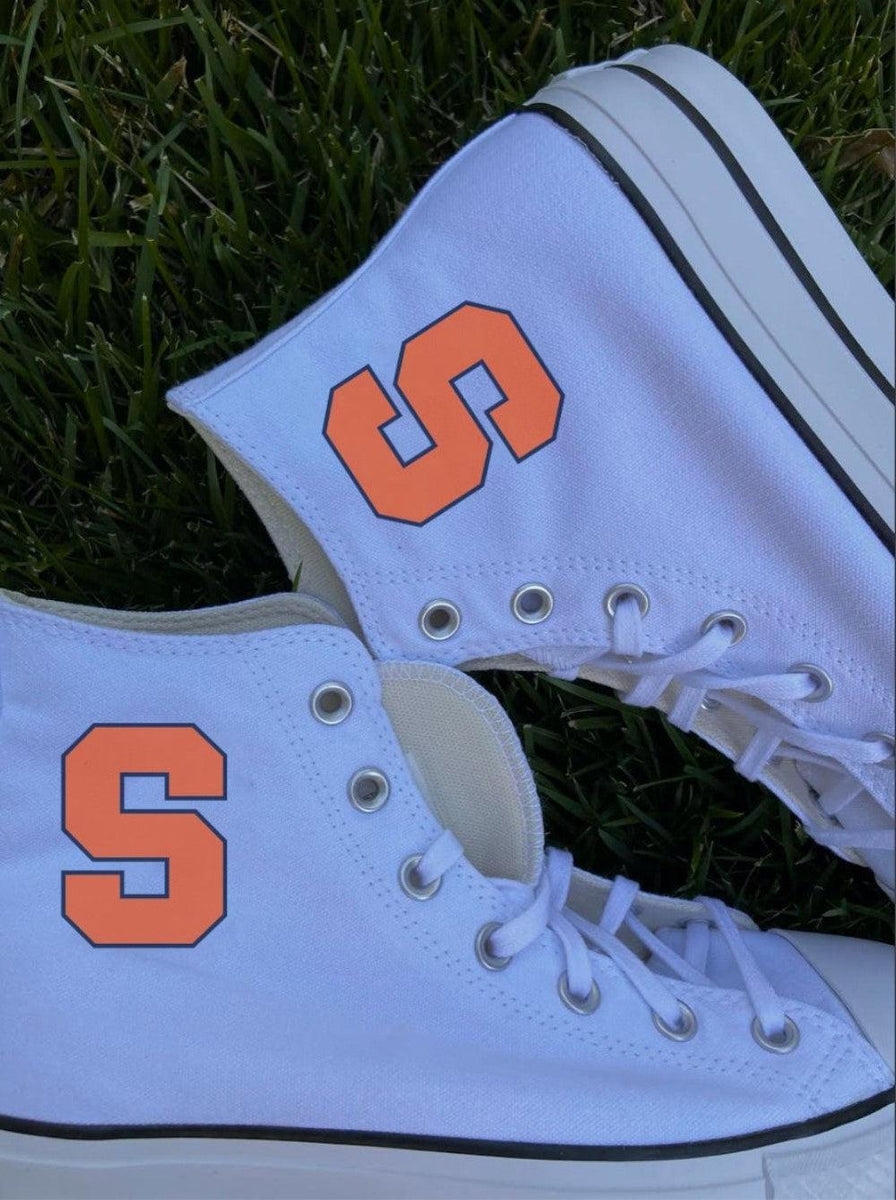 Cartoon Custom Converse – SHECUSTOMIZE