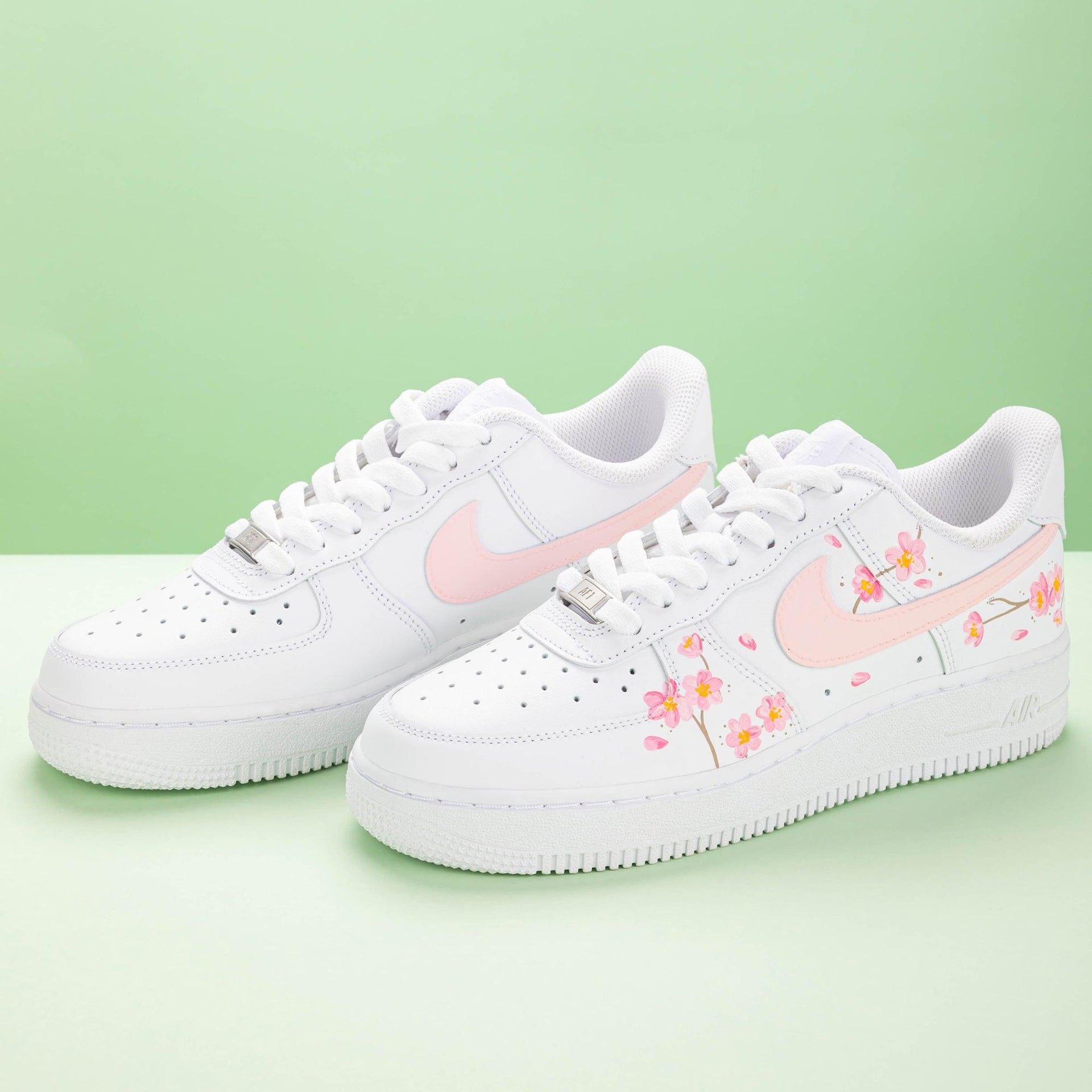 SHE CUSTOMIZE | Top Artists Custom Nike Air Force 1 and Jordan ...