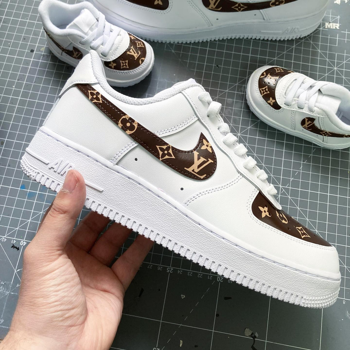 Custom Air Force 1 Brown Design – SHECUSTOMIZE