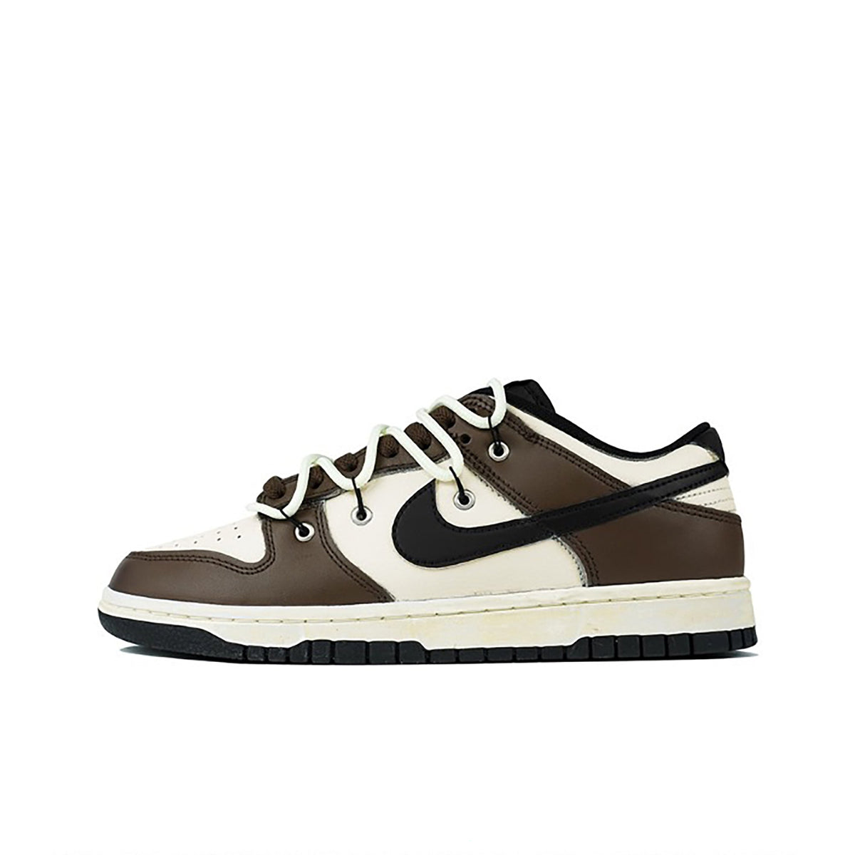 Travis Scott Mocha Custom Nike Dunk – SHECUSTOMIZE